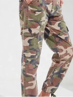 Urban Outfitters | Other | Urban Outfitters Camo Cargo Pants Size 4 0 ...